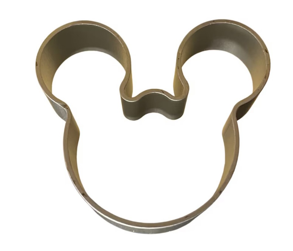 Minnie / Mickey Mouse Cookie Cutter. Ideal for Disney theme cake ...