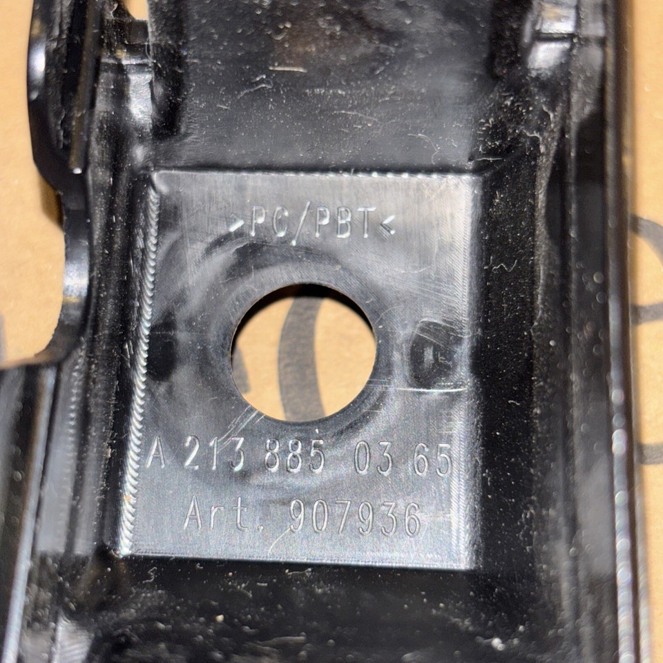 Mercedes E Class W213 Rear Left Upper Bumper Support Bracket ...