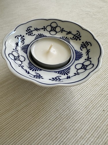 Vintage Triptis German Porcelain tea light Candle holder blue onion ...