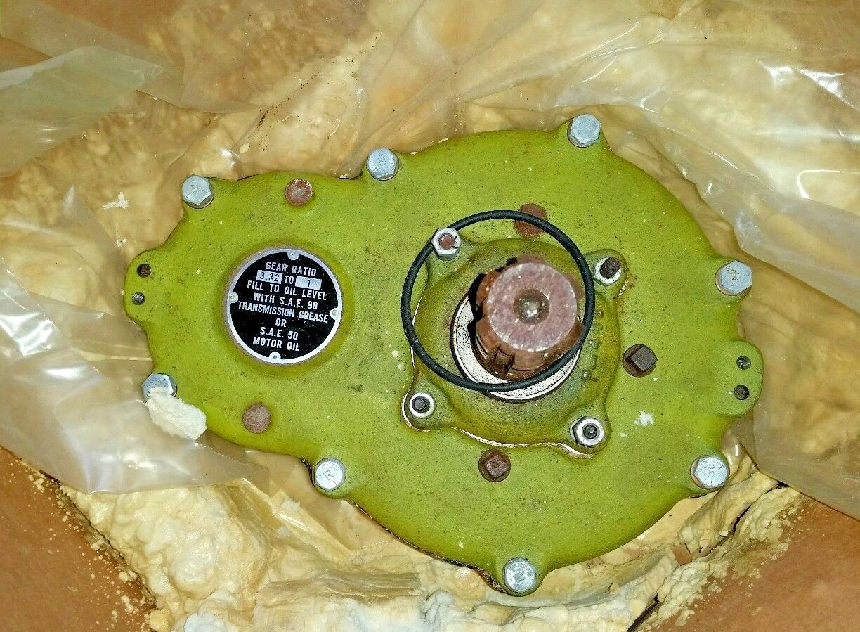 190-0320 REDUCTION GEAR BOX 3.32:1 ONAN P-445 casting number NOS | eBay