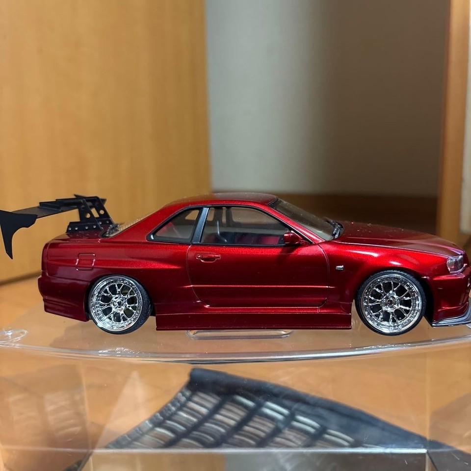 Skyline GT-R R34 1973 Metallic Red Painted Built 1:24 Car AOSHIMA Model ...