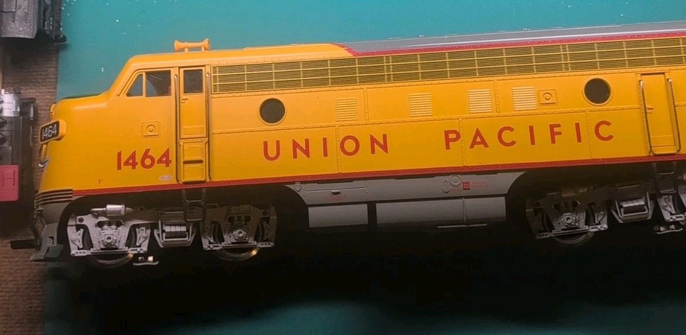 LGB G scale # 23570 UNION PACIFIC F7-A UNIT Powered Diesel Loco LARGE ...