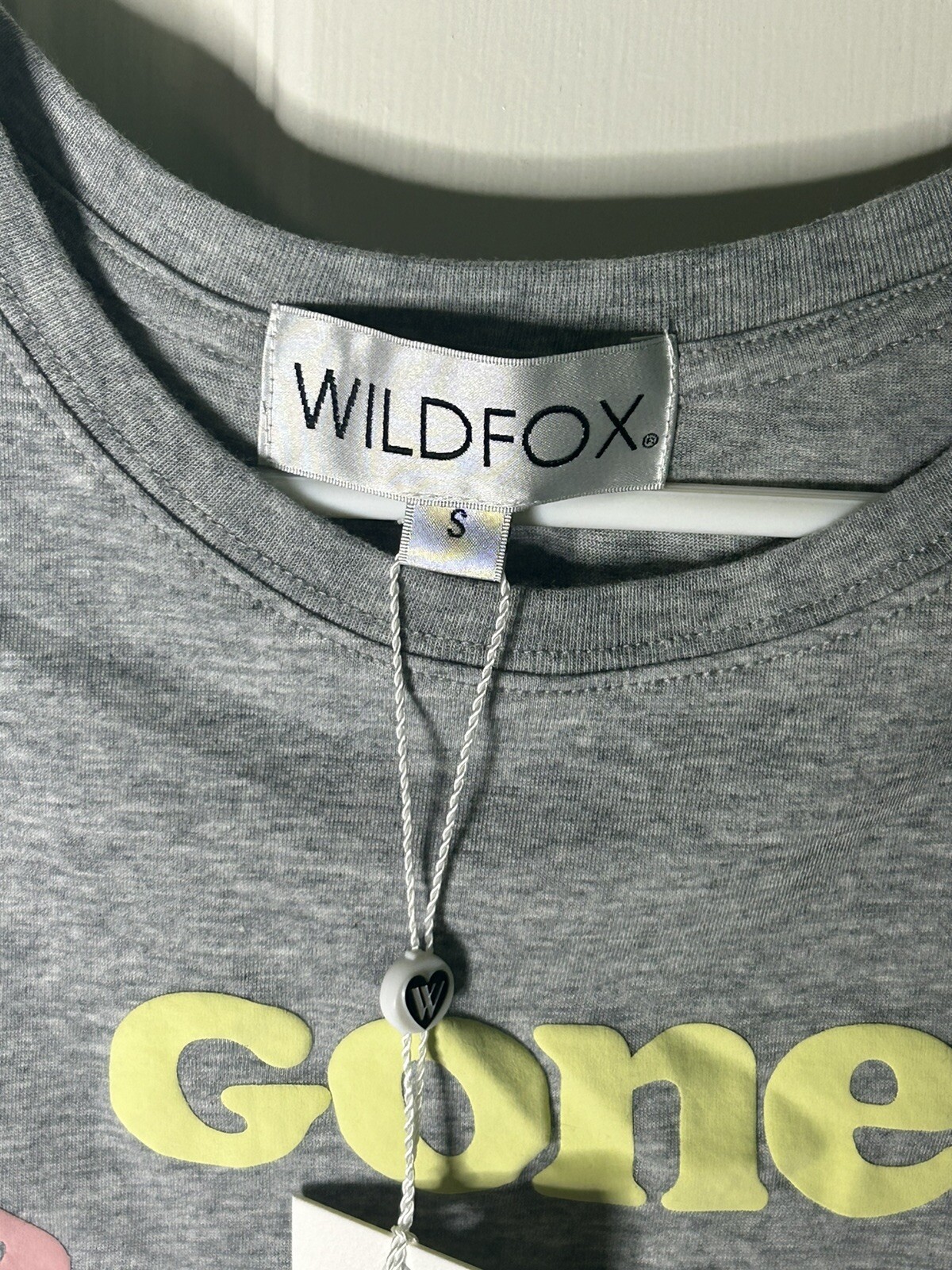 WILDFOX Tee Sz S Crop Boxy Slouchy Oversized Gray Graphic NEW W/TAGS | eBay