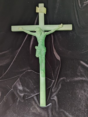 Crucifixes & Crosses - Plastic Crucifixes
