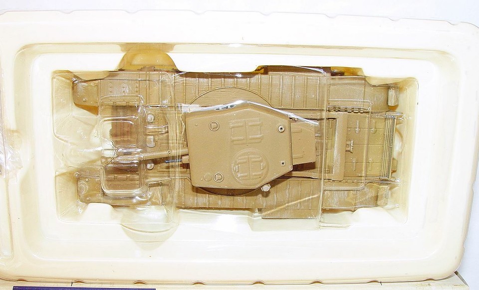 Corgi World War II 1:50 Canadian Army CHURCHILL TANK MkIII Dieppe Raid ...