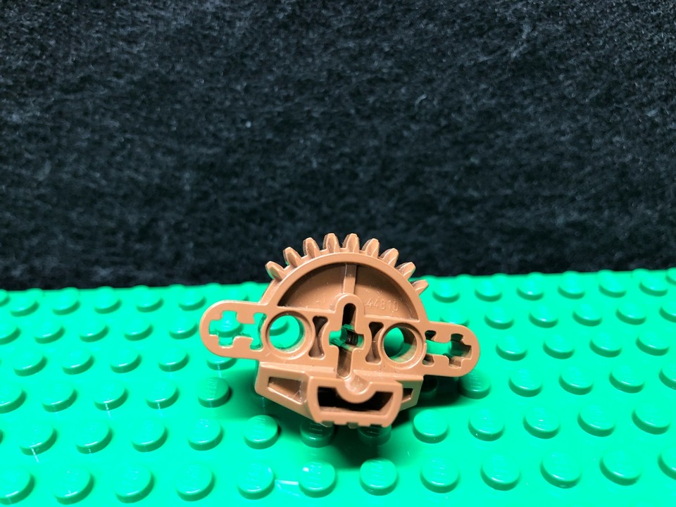 BIONICLE Lego Brand Matoran Torso Gear 9 tooth 3 axle holes 44810 Light ...