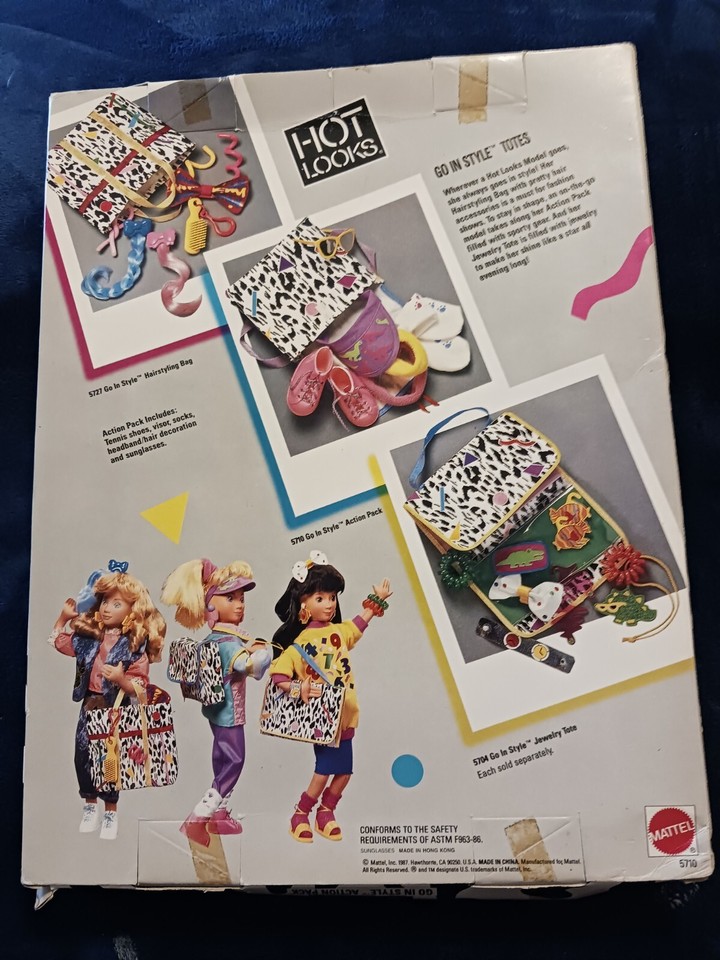 Mattel Hot Looks #5710 Go In Style Action Pack Doll Fashion Clothing ...