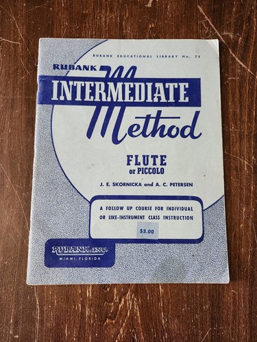 Rubank Intermediate Method: Flute or Piccolo Music Book & Fold Out ...