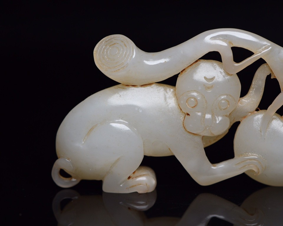 Certified Natural Hetian Jade Hand-carved Exquisite Monkey Statue 3875 ...