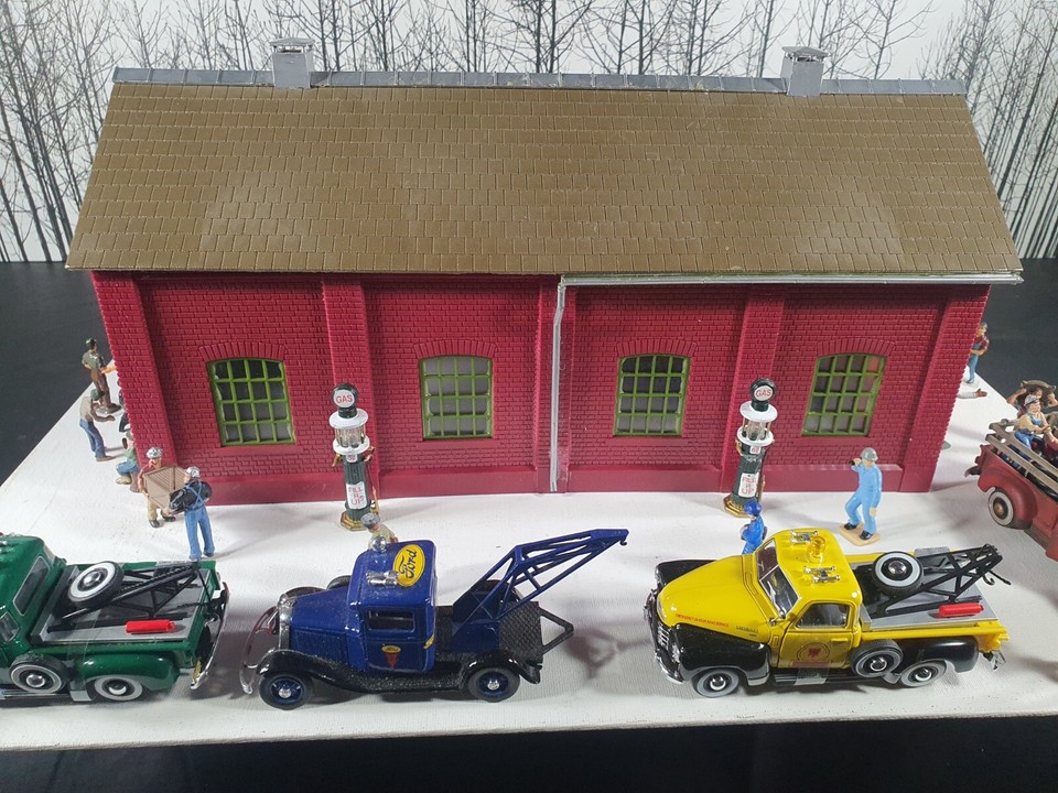 O Scale Custom Red Brick Building Warehouse, Shipping Location, Supply ...