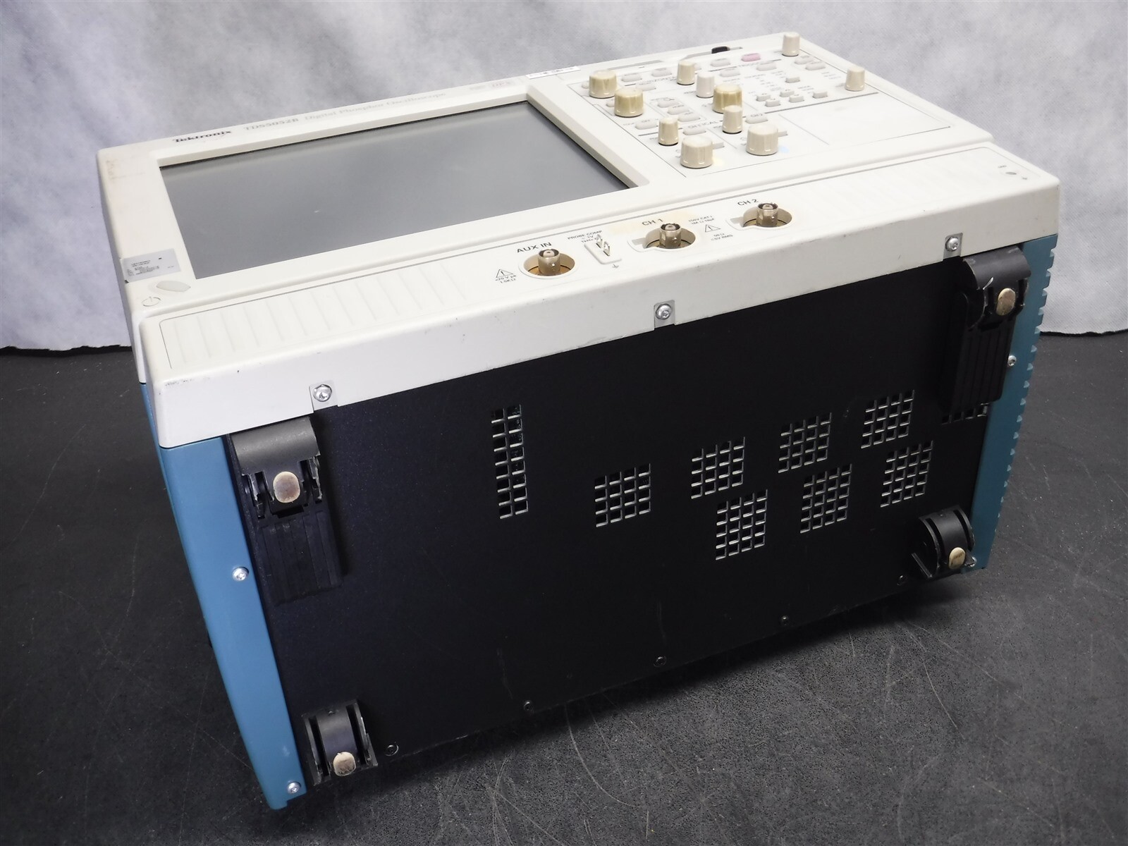 Tektronix TDS5052B B010022 2 Channel 500MHz Digital Phosphor ...