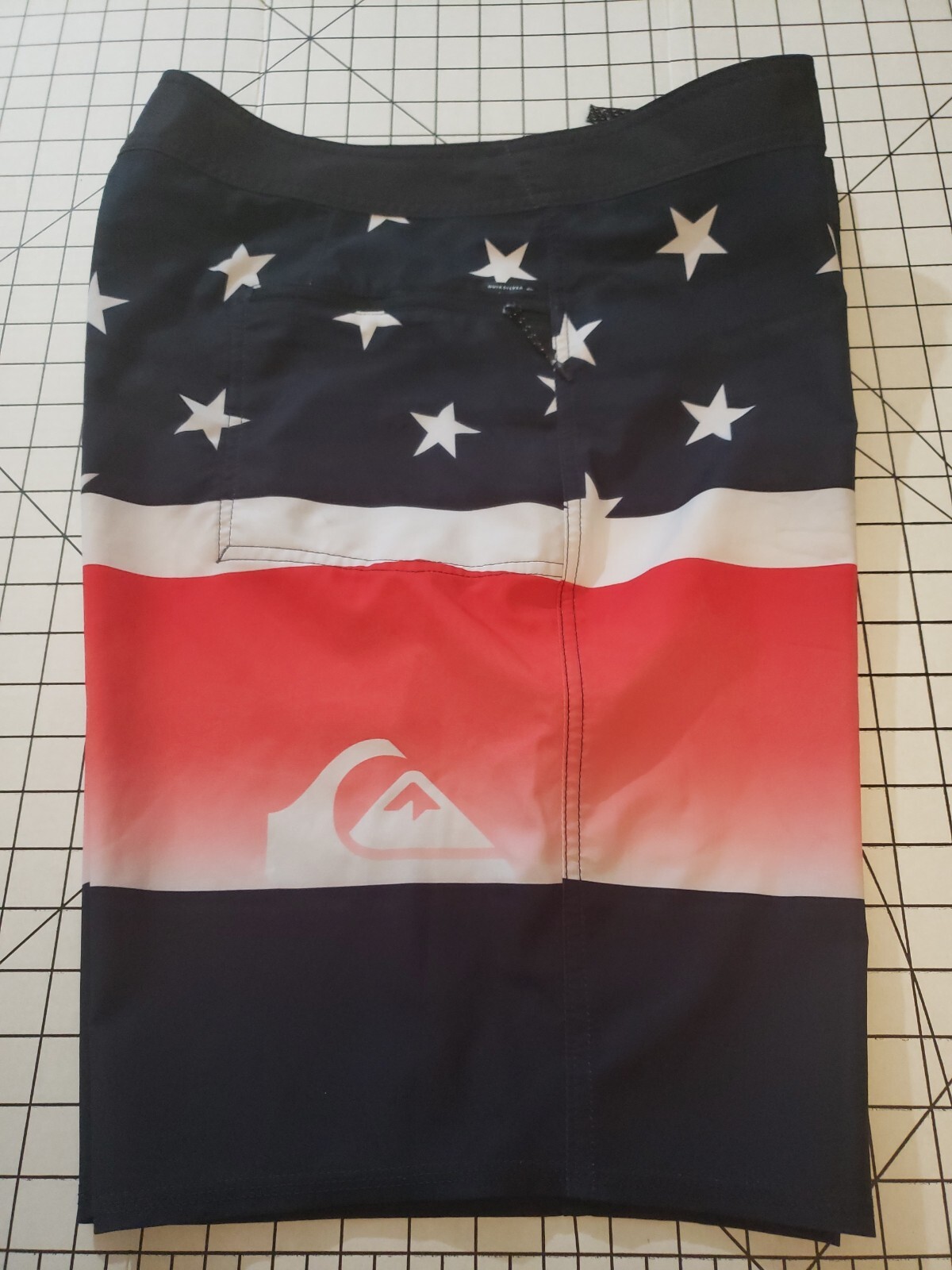 Quicksilver Men's US Flag Boardshorts Shorts Swim Tru… - Gem