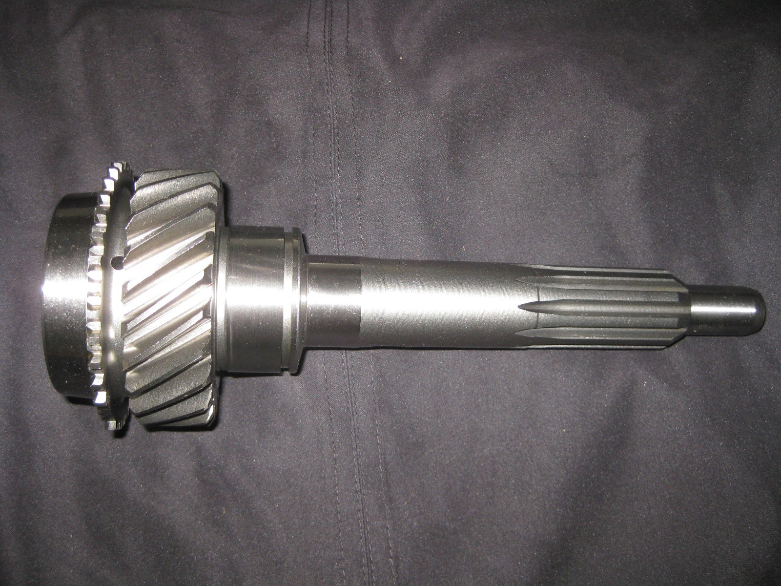 Ford RUG Toploader Input Shaft Drive Gear Wide Ratio - 326670L - WT296 ...