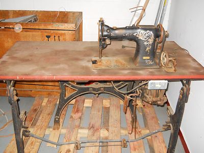 Sewing Machines - Singer Model 24