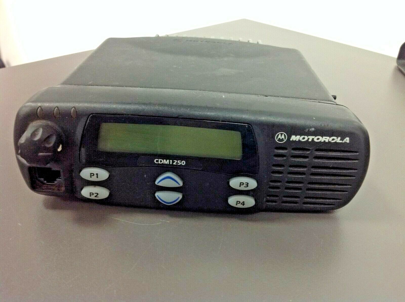 Motorola CDM1250 Mobile Radio AAM25KKD9AA2AN, Mount FREE PROGRAMMING | eBay