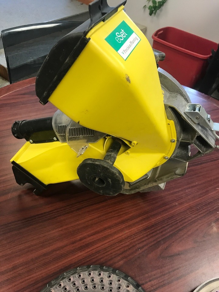 Used John Deere Mini Hopper Planter Meter eSet Corn Soybean | eBay