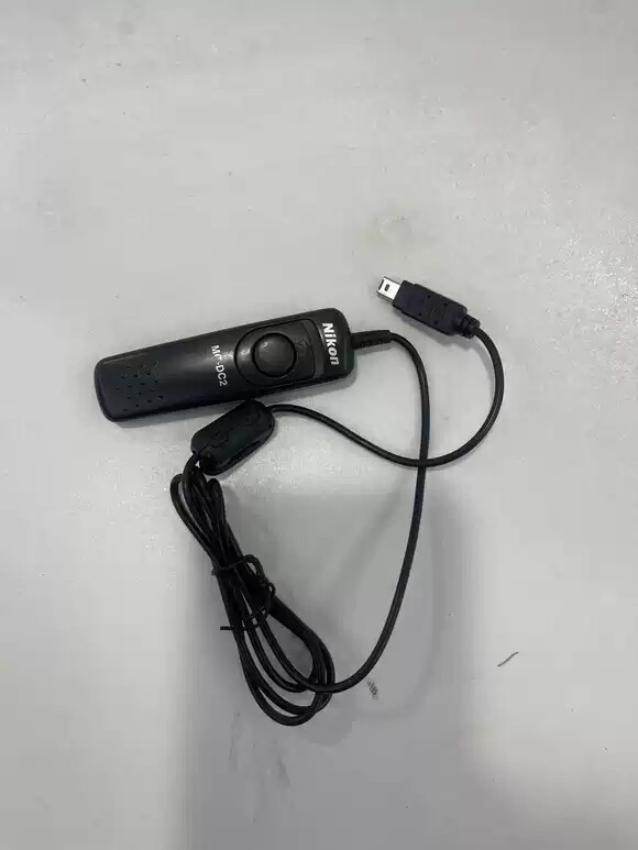 Nikon MC-DC2 Remote Release Cord (1 Meter) 95%new | eBay