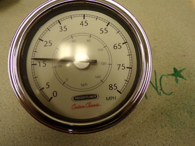 Freightliner 066B273879001 Custom Chassis MPH Gauge 12V 5" Speedo Rev 6 ...