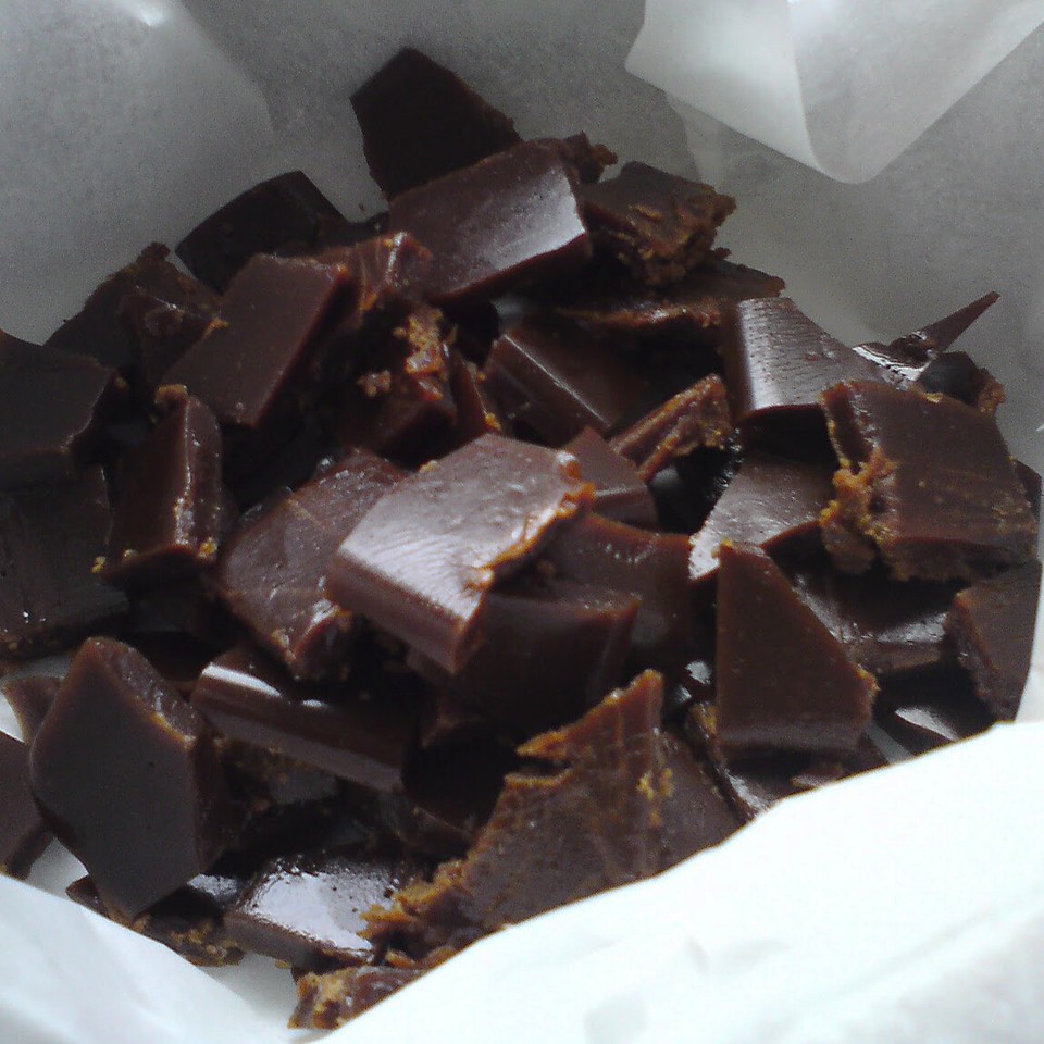 TREACLE TOFFEE BONFIRE TOFFEE RETRO OLD FASHIONED HANDMADE WEDDING ...