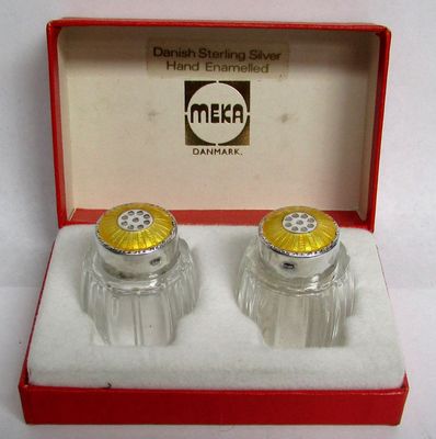 Salt & Pepper Shakers - Meka Denmark