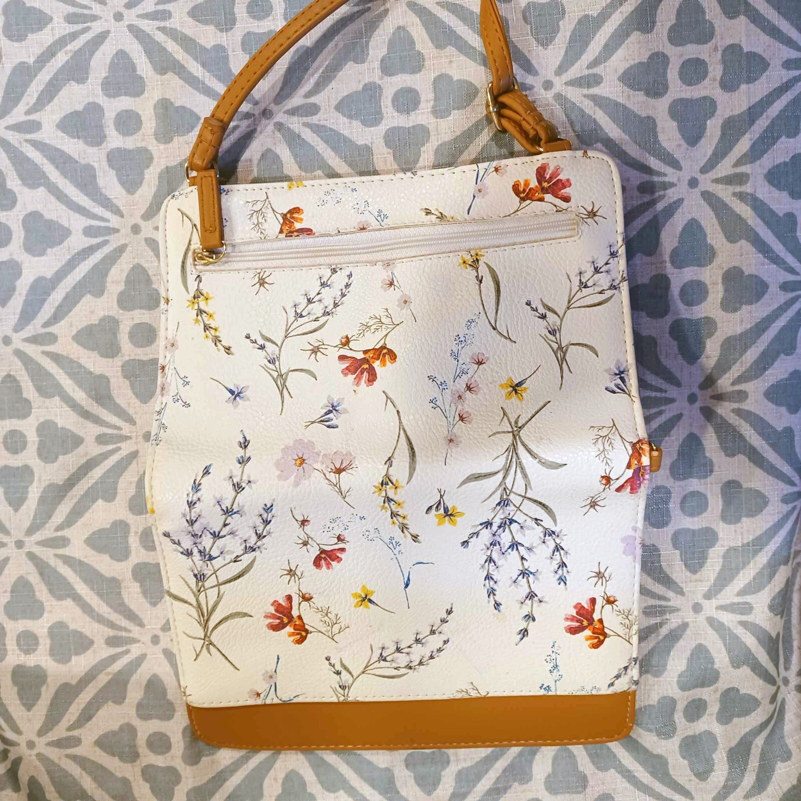 Crossbody Wallet On The Go Travel Purse Floral Cottage core Wildflowers ...