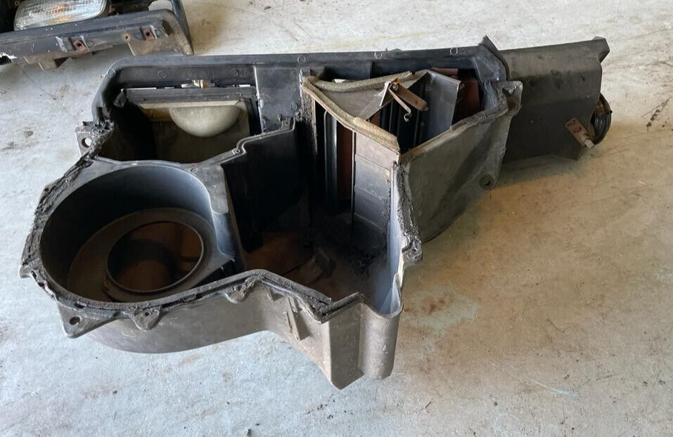 1981 - 1988 Gbody Monte Cutlass AC Heater Box OEM Genuine GM | eBay