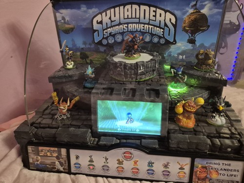 Skylanders Spyro's Adventure Store Display | eBay