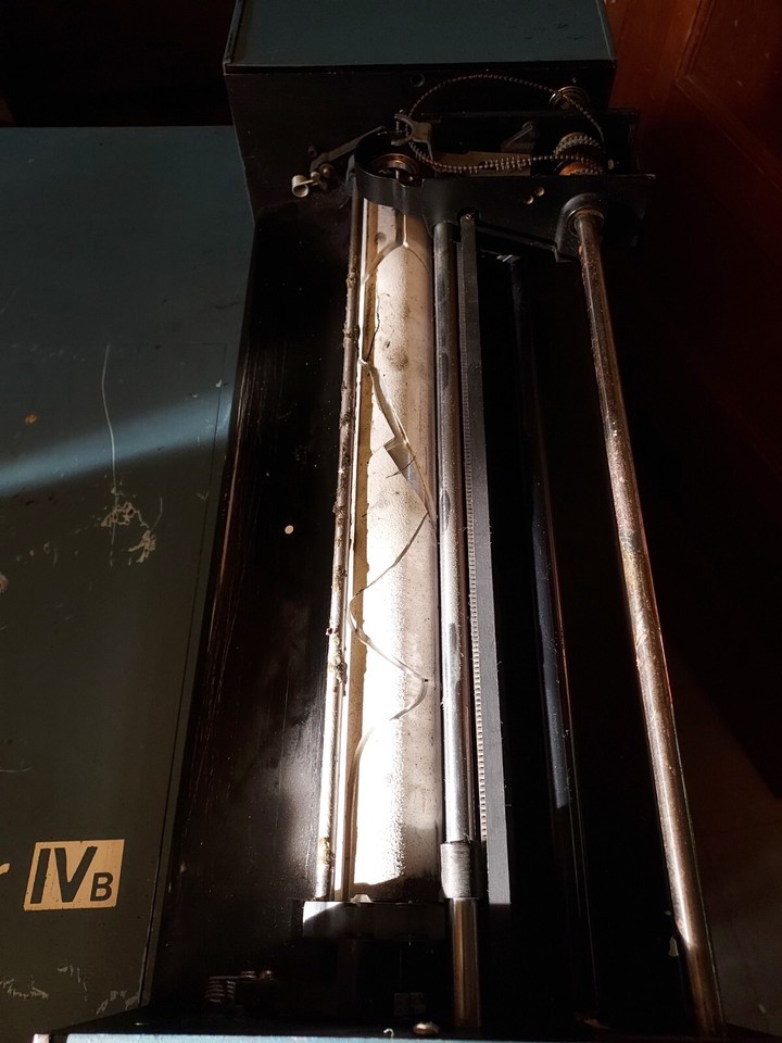 Gerber Graphix Signmaker Plotter/Cutter Machine SMIVB/GX4B Sold as ...