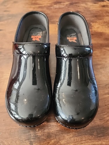 Dansko XP Size 41 EUR 10.5 - 11 US Black Patent Leather Nursing Clogs ...