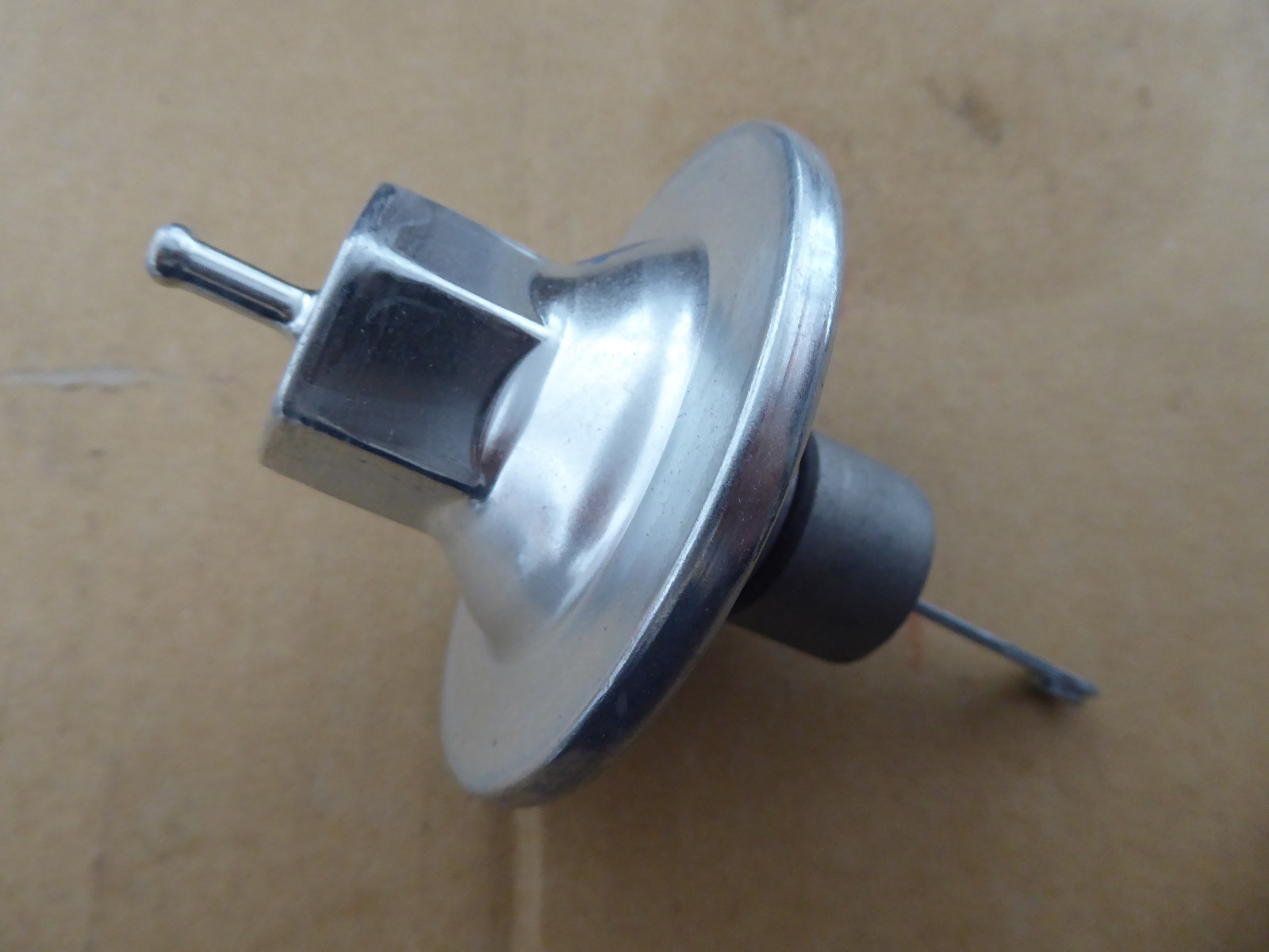 BRAND NEW OEM MOTORCRAFT DISTRIBUTOR VACUUM ADVANCE DD-876 E2FZ-12370-A | eBay