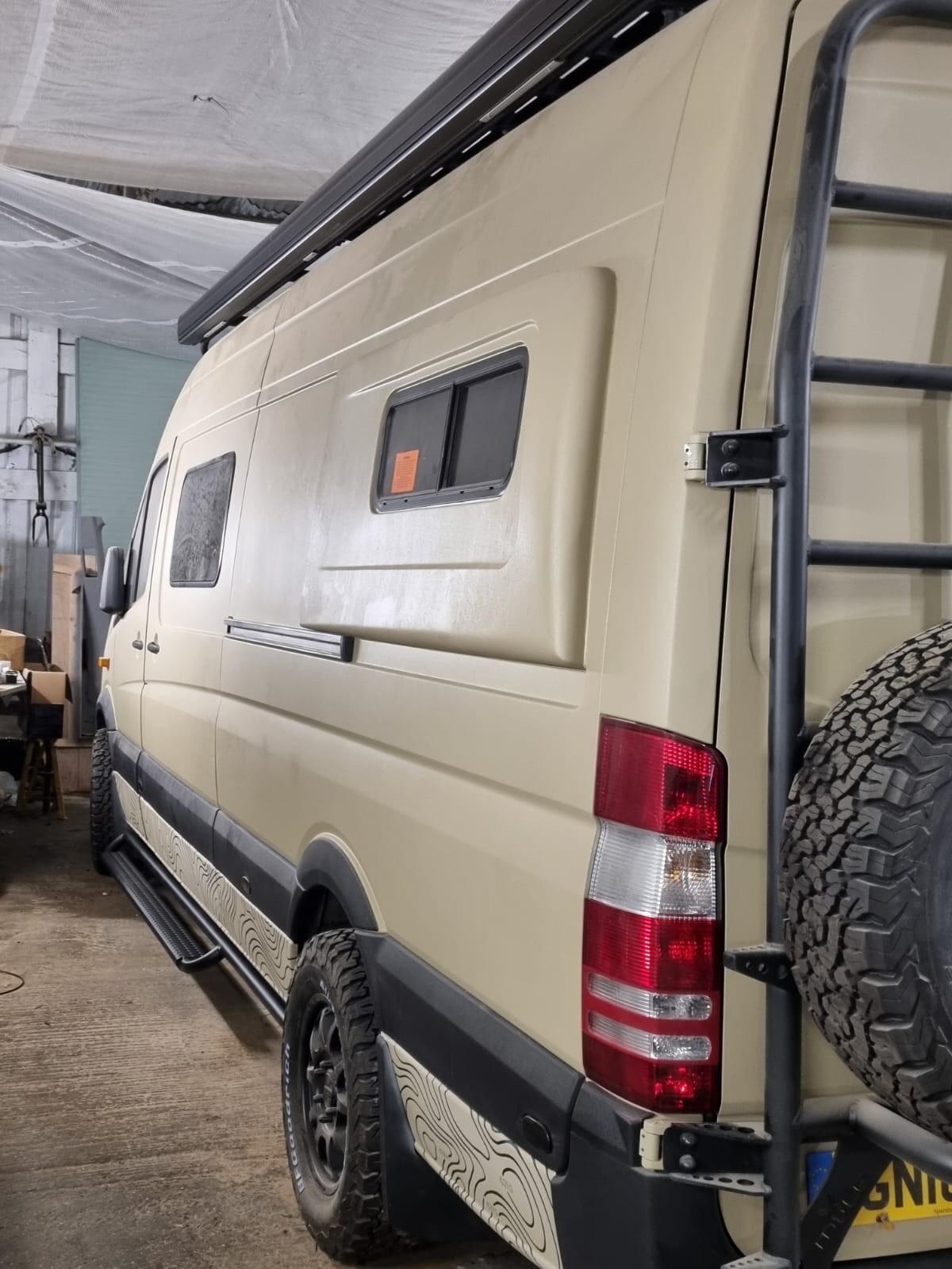 VAN SIDE PODS / FLARES FOR VW CRAFTER_SPRINTER_Pre 2017_MWB_LWB Inners ...