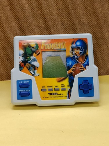 Vintage 1997 Football Tiger Electronic LCD Handheld Classic Game-Tested ...