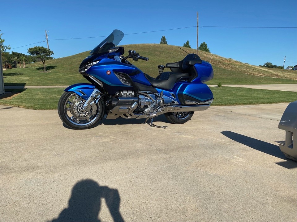 HONDA 2018 -25 GL1800 GOLDWING FRONT CUSTOM WHEEL 44650-MKC-A10 OEM ...