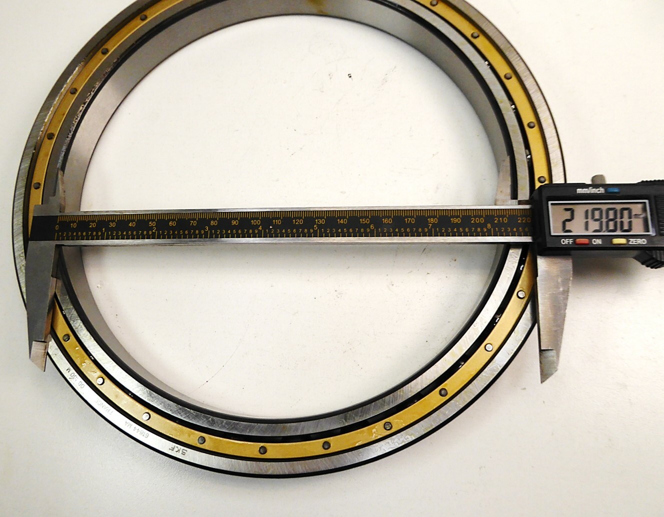 SKF 61844 MA Deep Groove Ball Bearing 220mm ID x 270mm OD x 24mm NEW IN ...