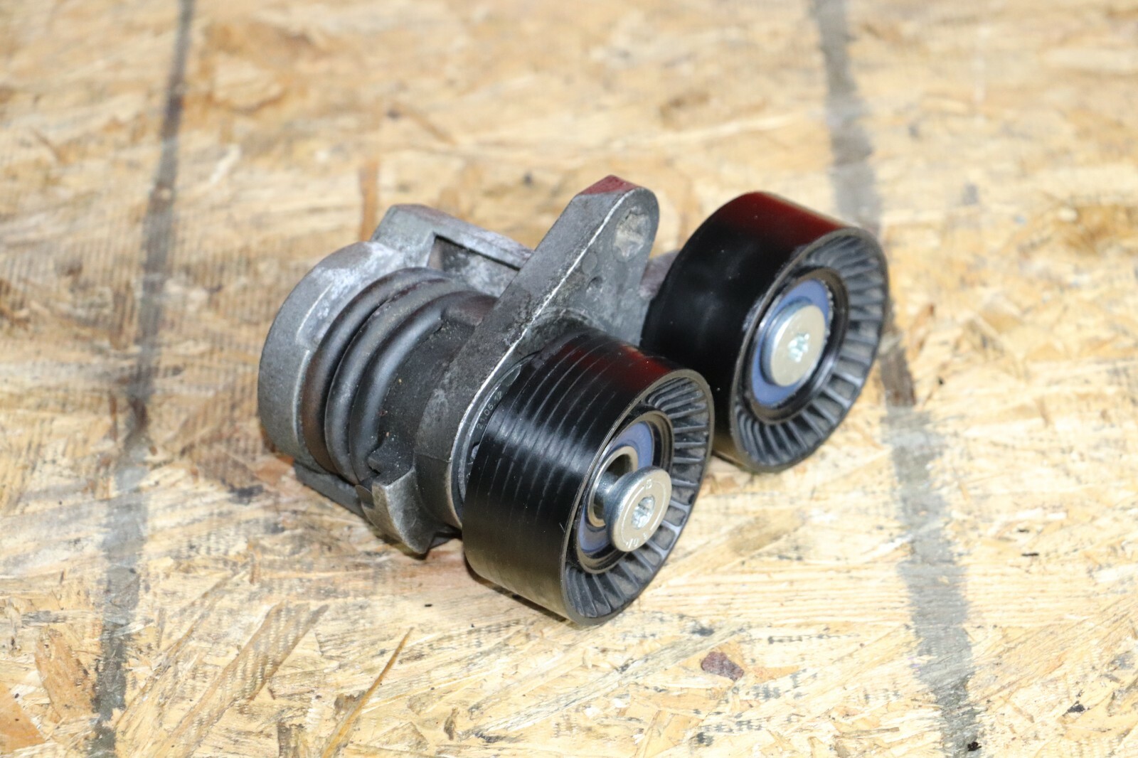 Engine Idler Mechanical Belt Drive Pulley N55 OEM BMW E84 E88 E92 E93 ...
