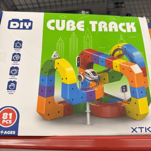 Cube Track Fusion Toy Klick Rail Electric Train Set w/ Gravity-Defyiing ...
