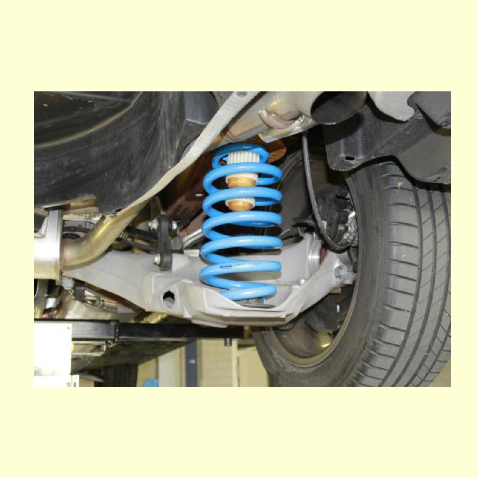 mad verstärkte Federn Höherlegung vorne hinten für VW T7 Multivan ca 30 ...