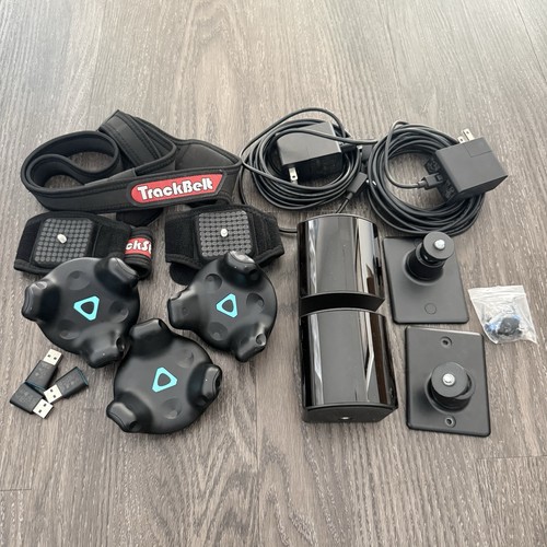3 HTC Vive Tracker 2.0 + 2 Valve index 2.0 stations Vrchat full body ...