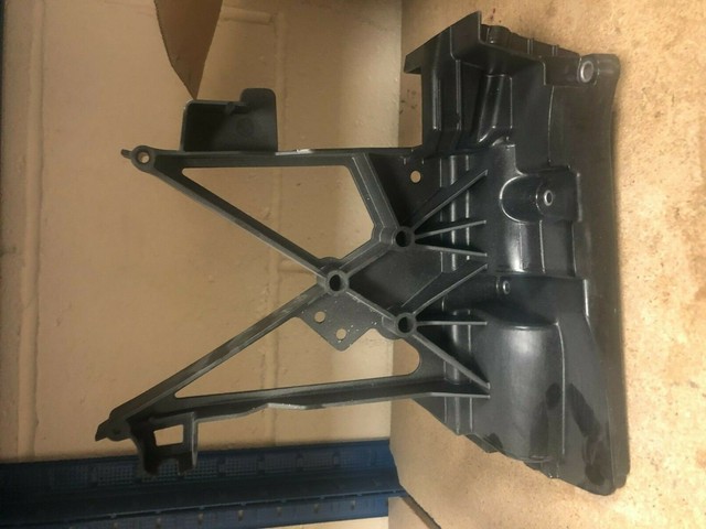 Mercedes-Benz GLC X253 Front Left Console Bracket A2536203900 2017 ...
