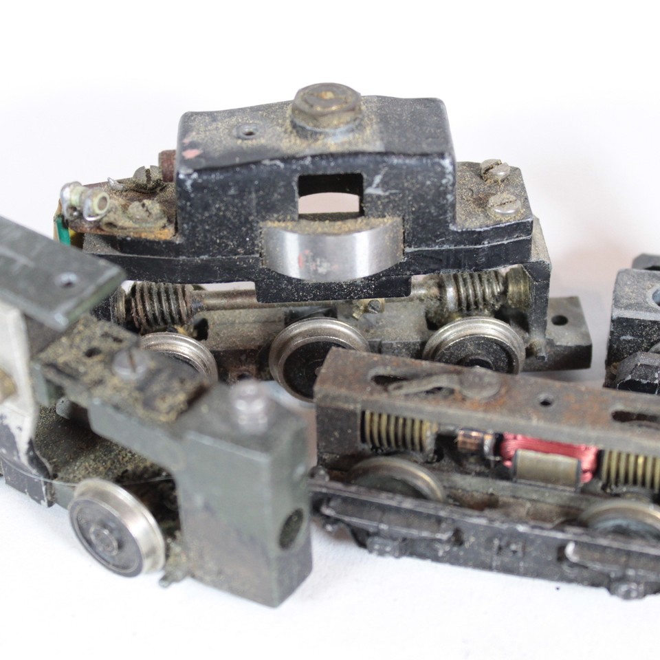 OO Gauge Model Railway Loco Motor Bogies Chassis Job Lot Hornby Spares ...