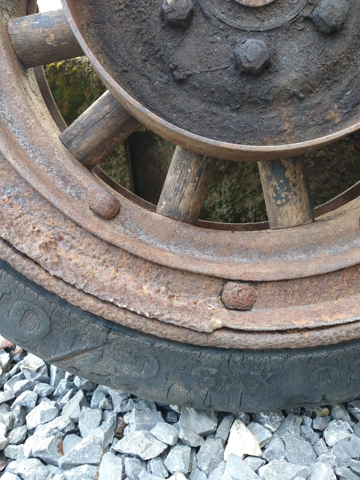 2-1925 1926 1927 Model T Ford TT Truck 20" REAR WOOD SPOKE WHEEL / HUB ...