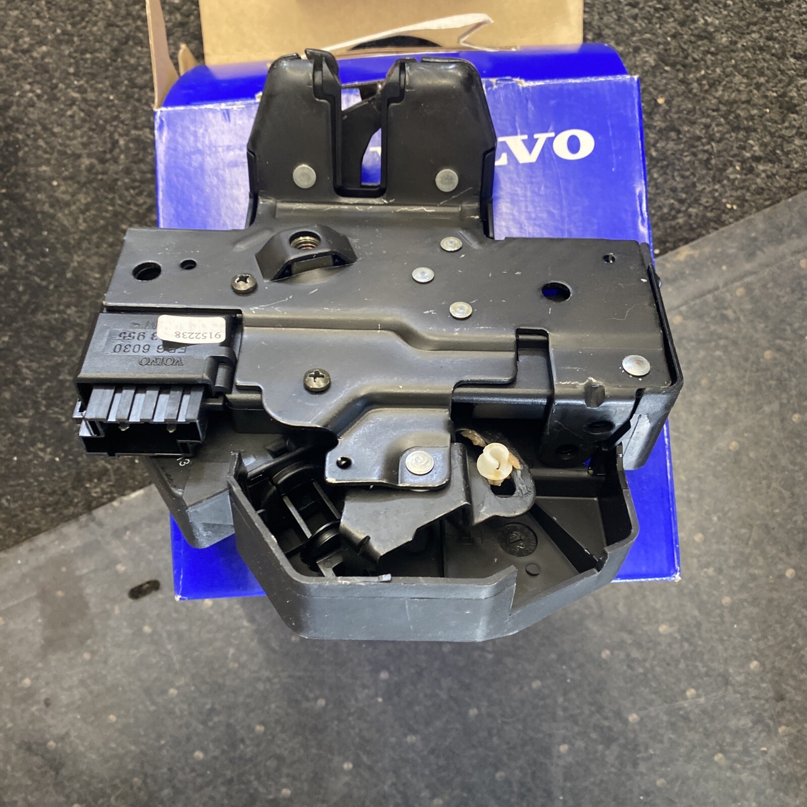Volvo+V70+850+Tailgate+Hatch+Latch+Lock+9152238 for sale online | eBay