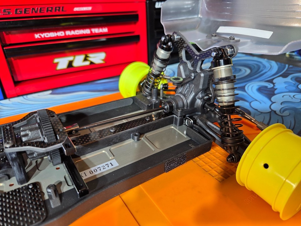 Brand New Team Losi 22X-4 Elite 4wd built roller chassis w/ painted ...