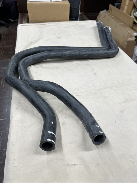 Navistar HOSE AIR COMPRESSOR 1IN ID 6132813C2 for sale online | eBay