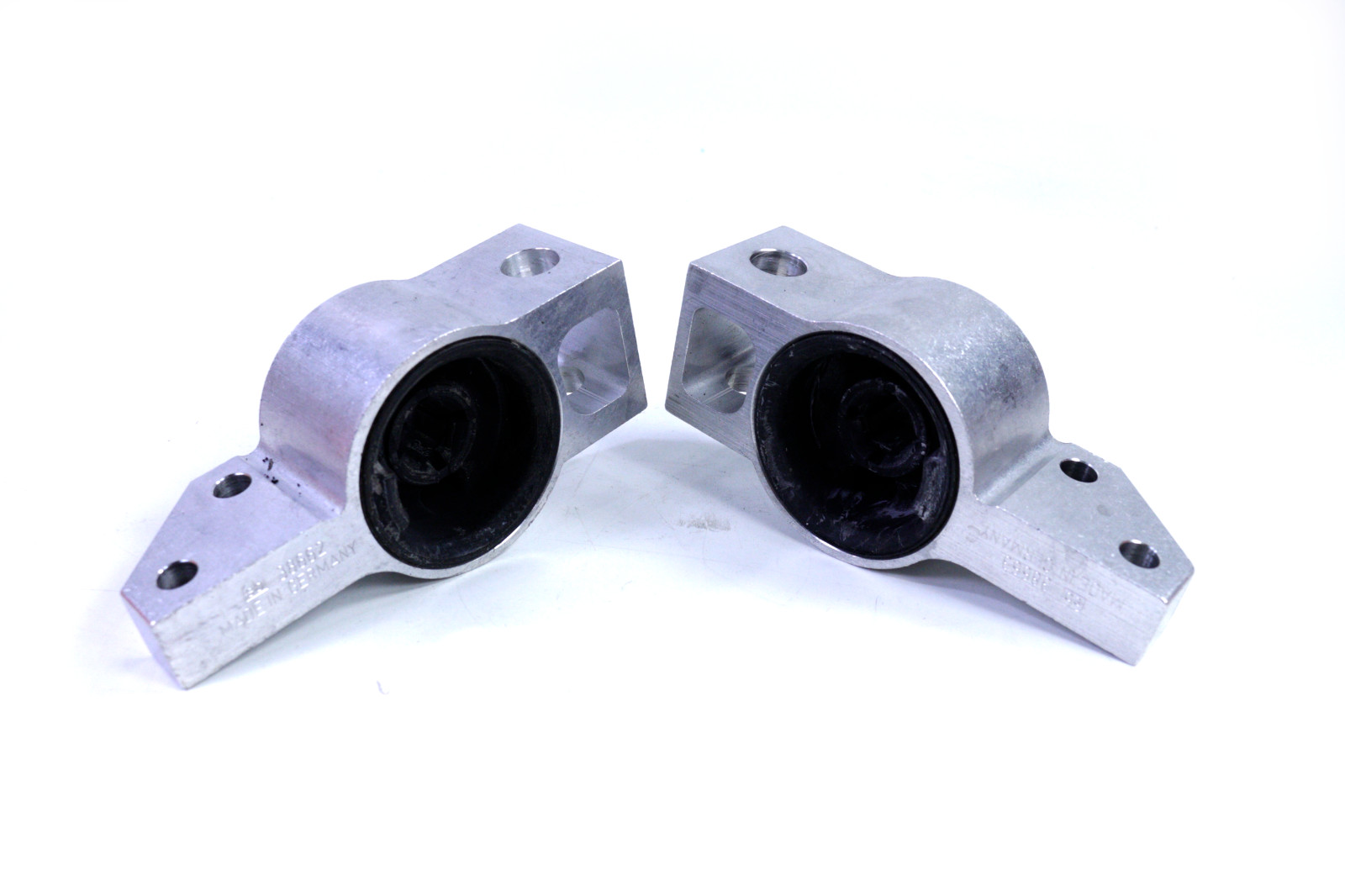 Genuine VW Control Arm Bushing Bracket Set Mk5 Mk6 Golf Jetta Beetle A3