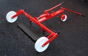 Mustang Hydraulic Manhole Drain Cover Lifter DQ1 Made in the UK, Drain ...