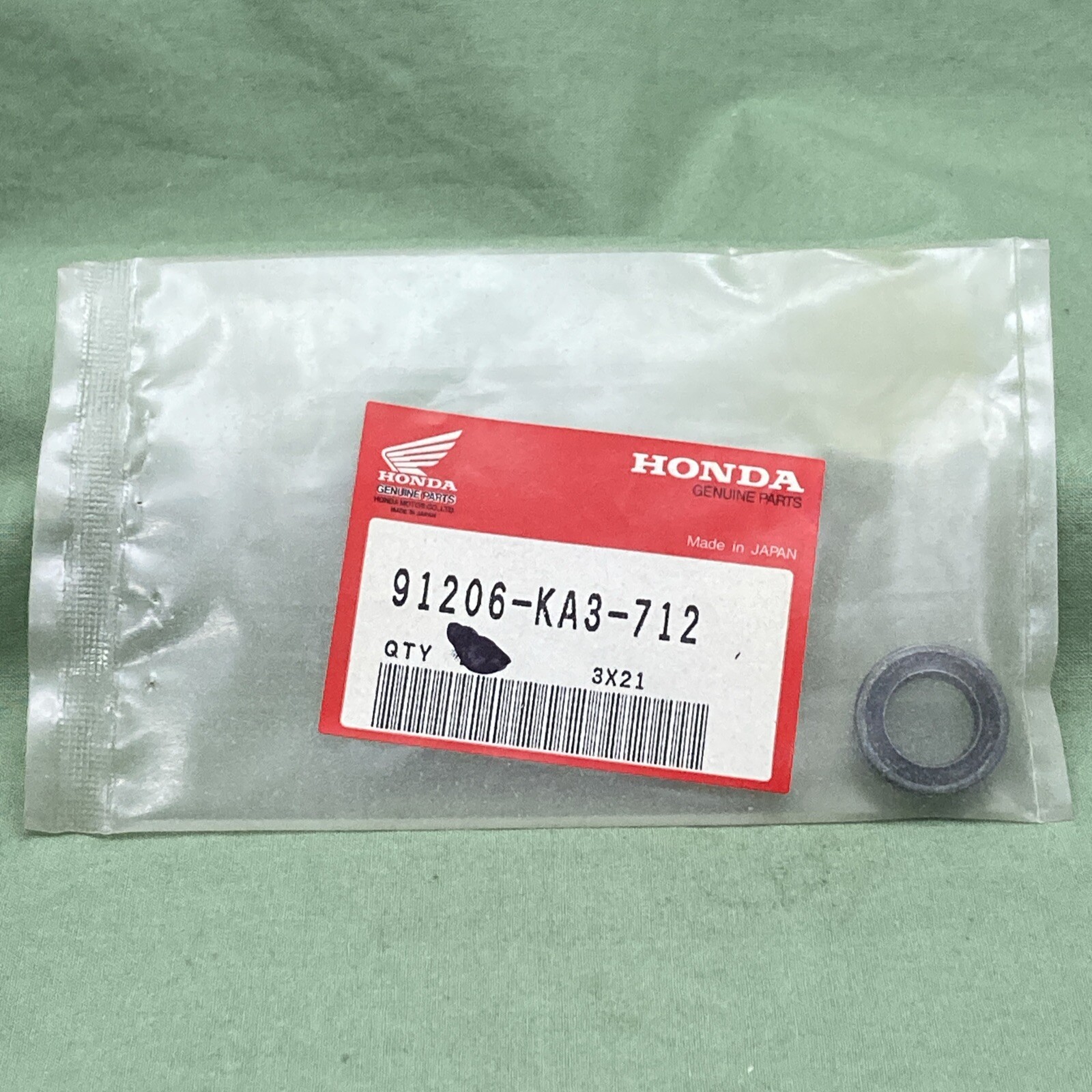 NEW GENUINE HONDA 91206-KA3-712 CRANKCASE Oil Seal (14X22.7X5) | eBay