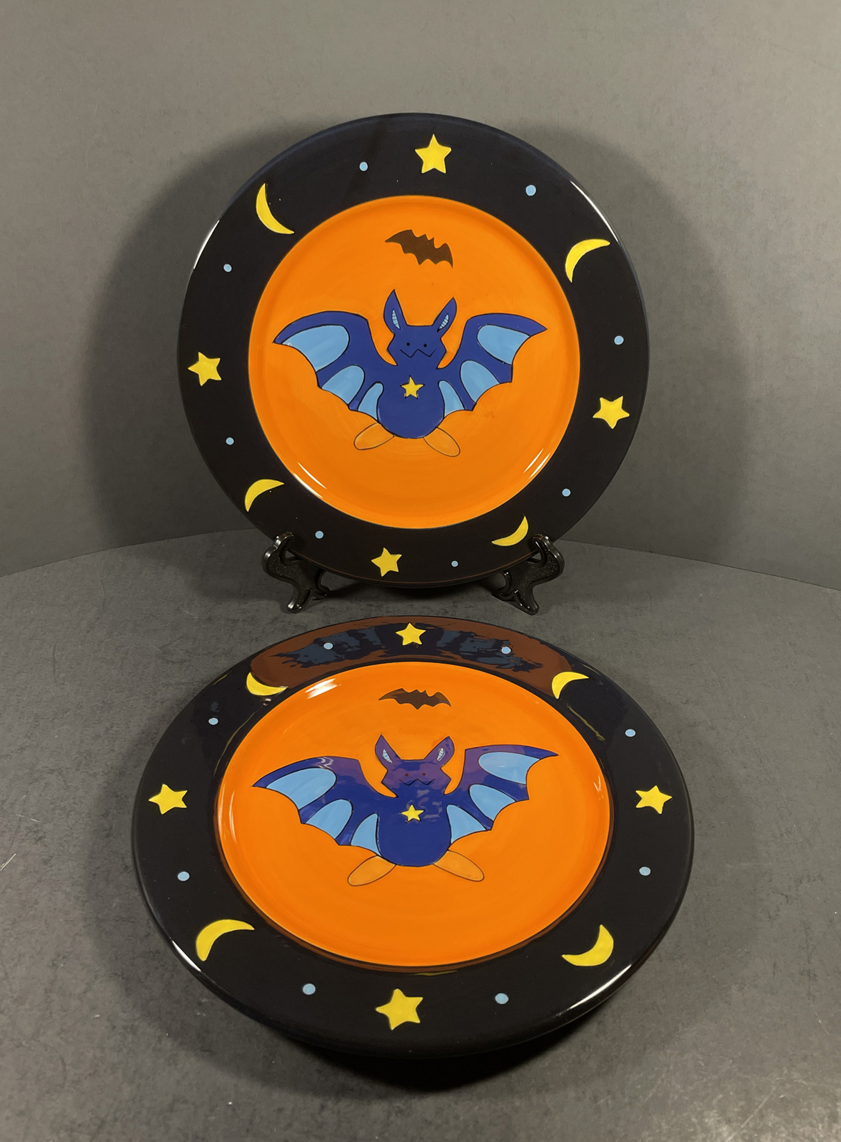 Two Garden Ridge Halloween Plates Black Orange Bat Moon Stars 8 Inches ...