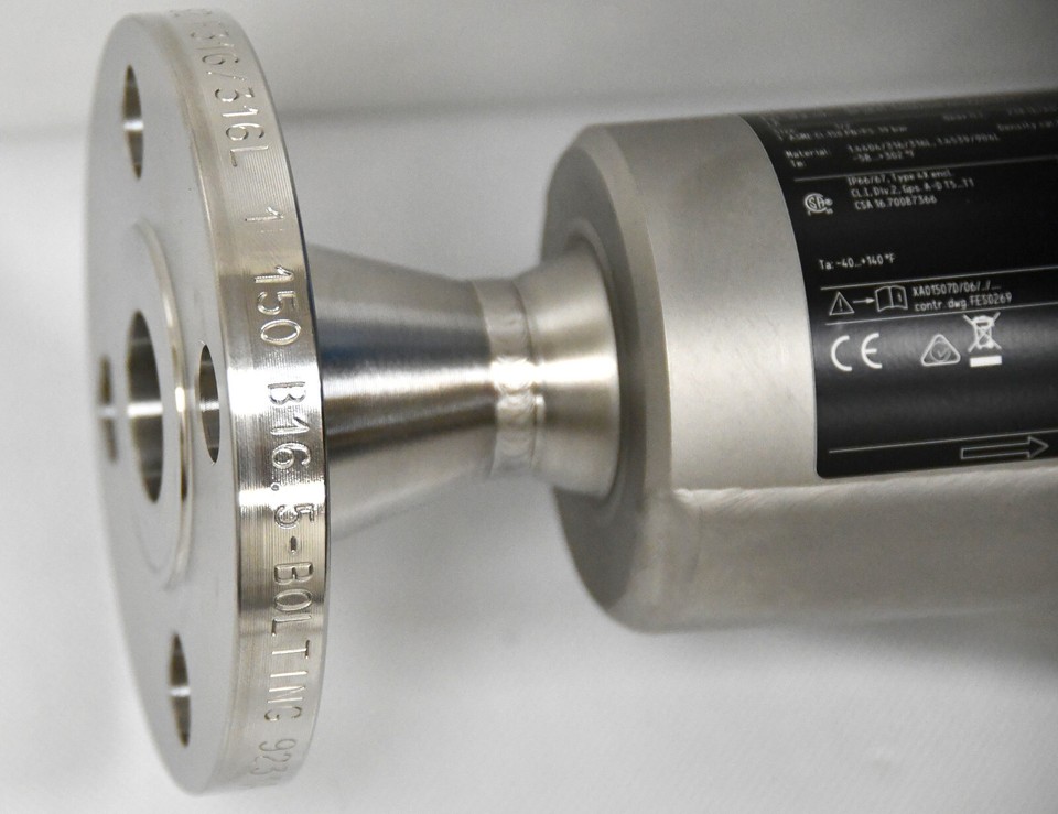 Endress Hauser Coriolis 8F3B15-CSIBADDFADSAADSAA2 + LA Promass F 300 ...