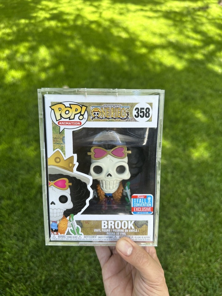 Funko Pop! One Piece Brook #358 2018 NYCC Shared Exclusive With Hard ...